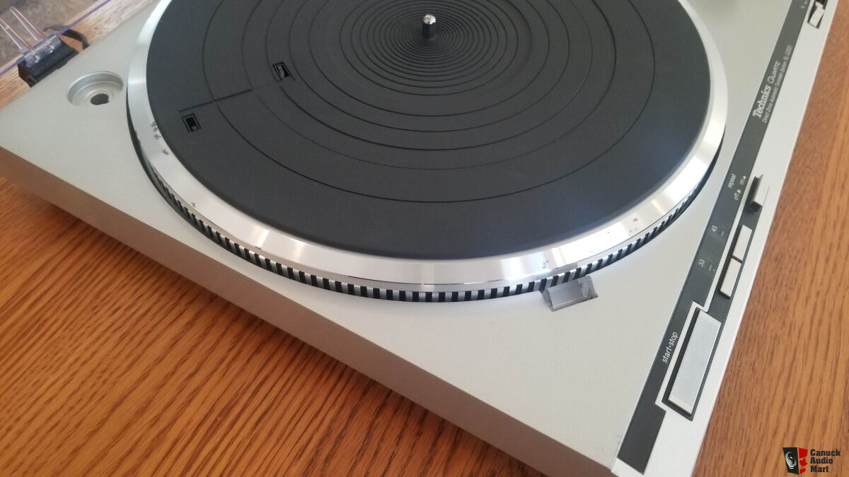 Technics SL-Q303 Direct Drive, Quartz Locked Automatic turntable w ...