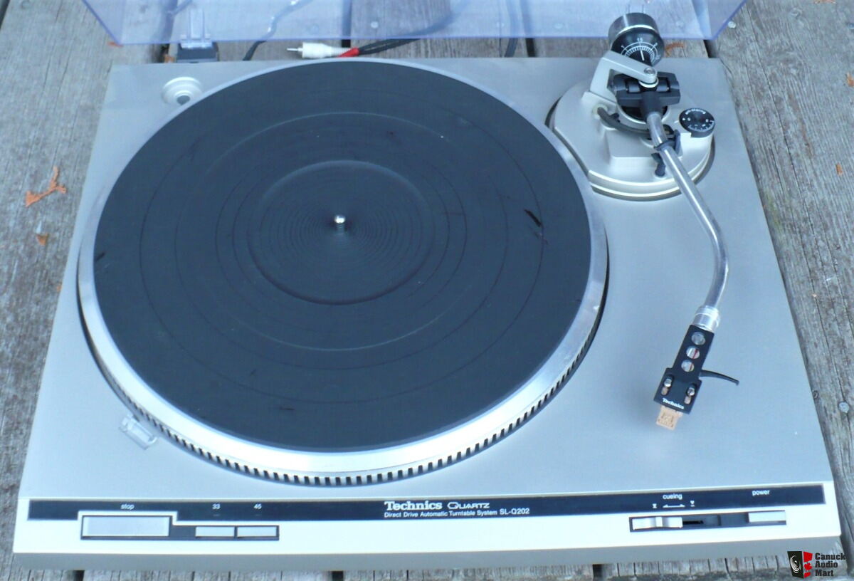 A Very Nice Technics SL-Q202 Direct Drive Turntable Photo #4139956 ...