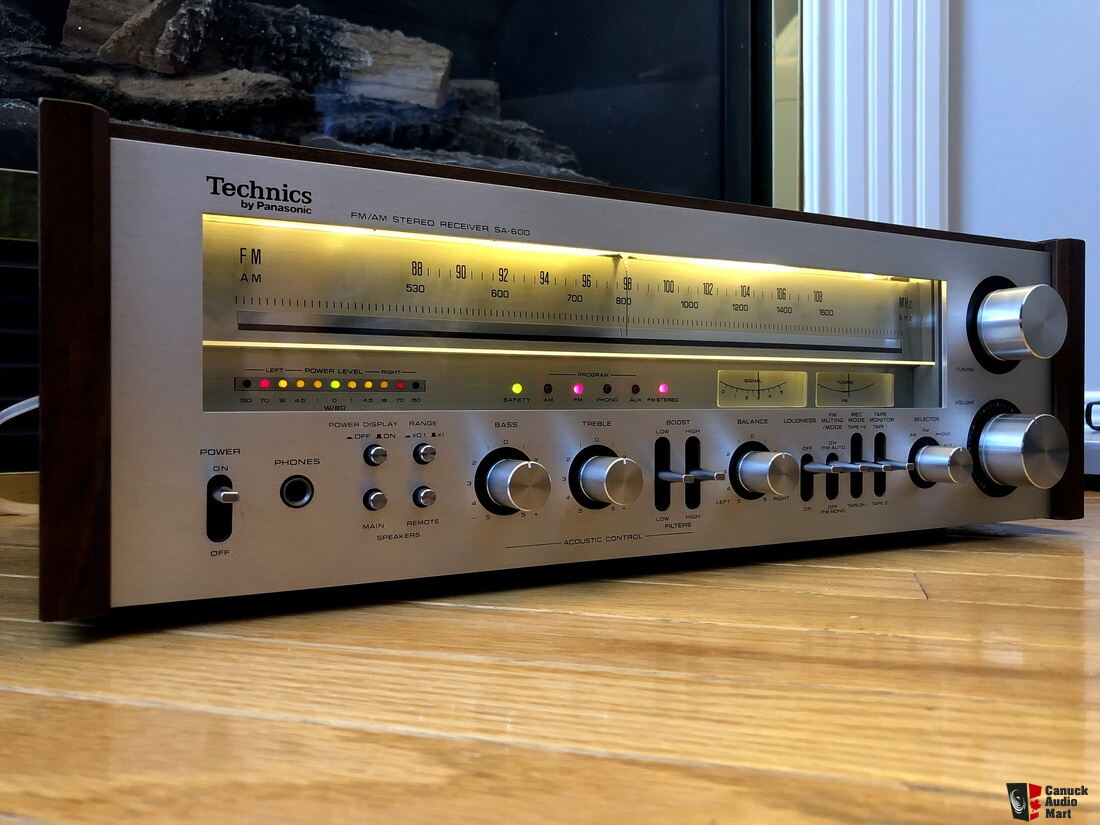 Technics SA-600 Stereo Receiver in Pristine Condition (70W x 2) Photo ...