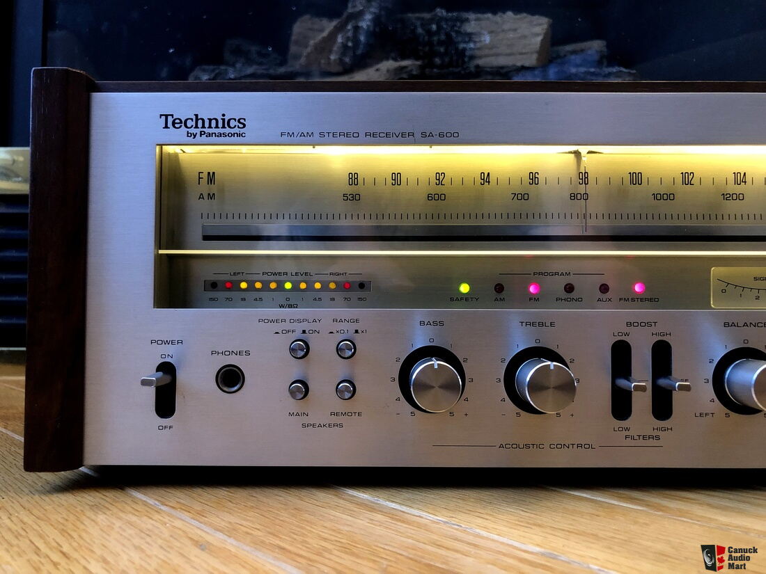 Technics SA-600 Stereo Receiver in Pristine Condition (70W x 2) Photo ...