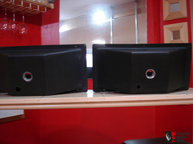 Electrovoice SH-1512.18" Bi-radial Horns Photo #4145820 - UK Audio Mart