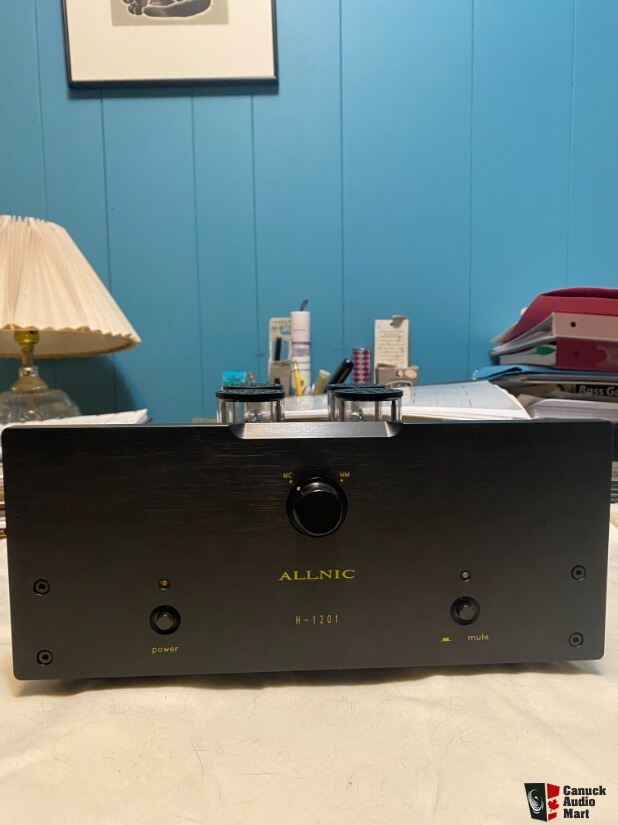 Allnic H-1201B phono preamp (black color) Photo #4153791 - US Audio Mart