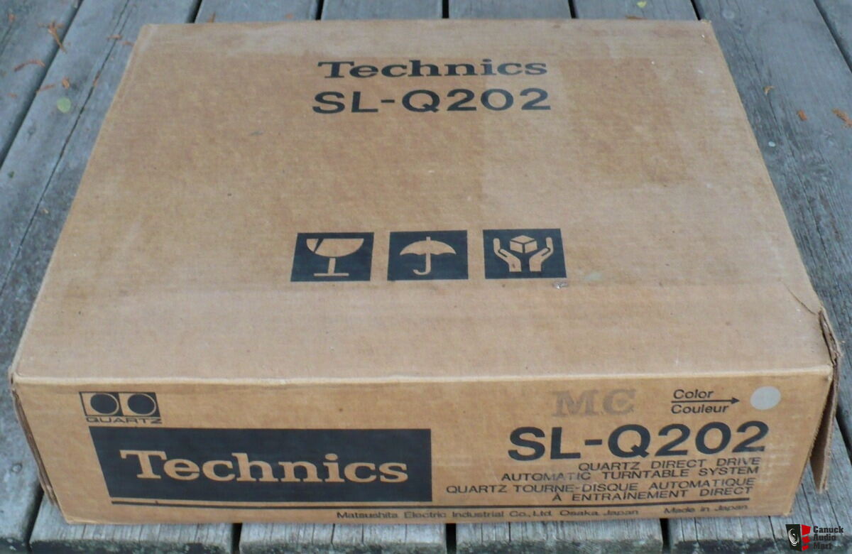 A Very Nice Technics SL-Q202 Direct Drive Turntable Photo #4154074 - UK ...