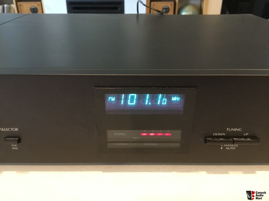 Vintage Sansui QUARTZ SYNTHESIZER AM/FM Stereo Tuner Photo #4155422 ...