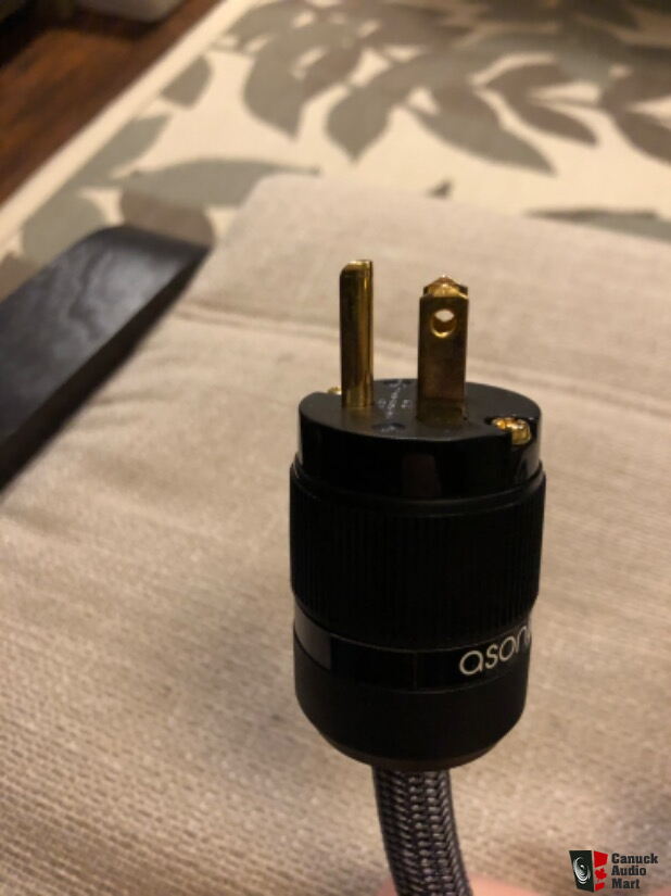 Asona A5 premium power cable Photo #4158613 - Canuck Audio Mart
