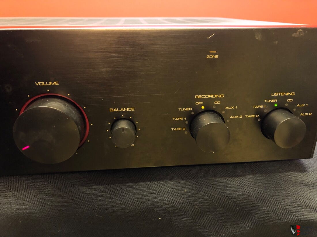 Rotel 200 watt amplifier superb Photo #4168675 - Canuck Audio Mart
