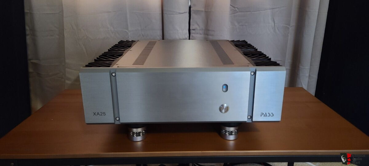 Pass Labs xa25 **** SALE PENDING to ken For Sale - Canuck Audio Mart