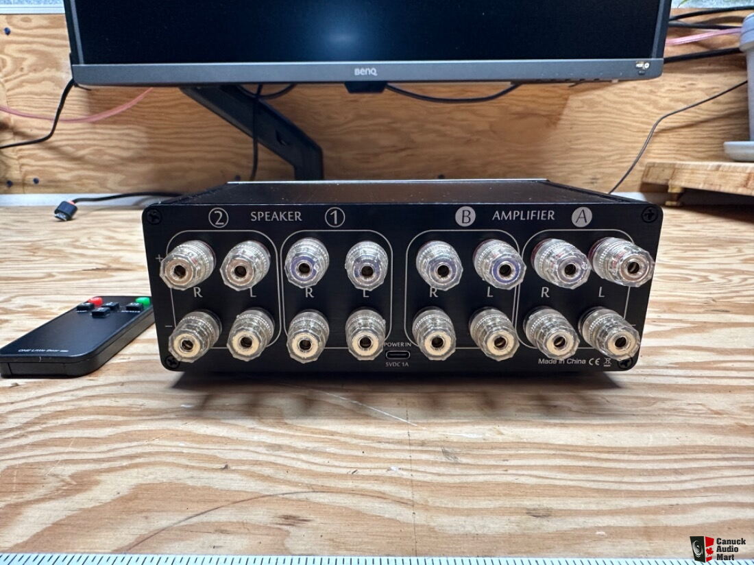 Douk Audio Little Bear VU3 audio switcher Photo #4169035 - Canuck Audio ...
