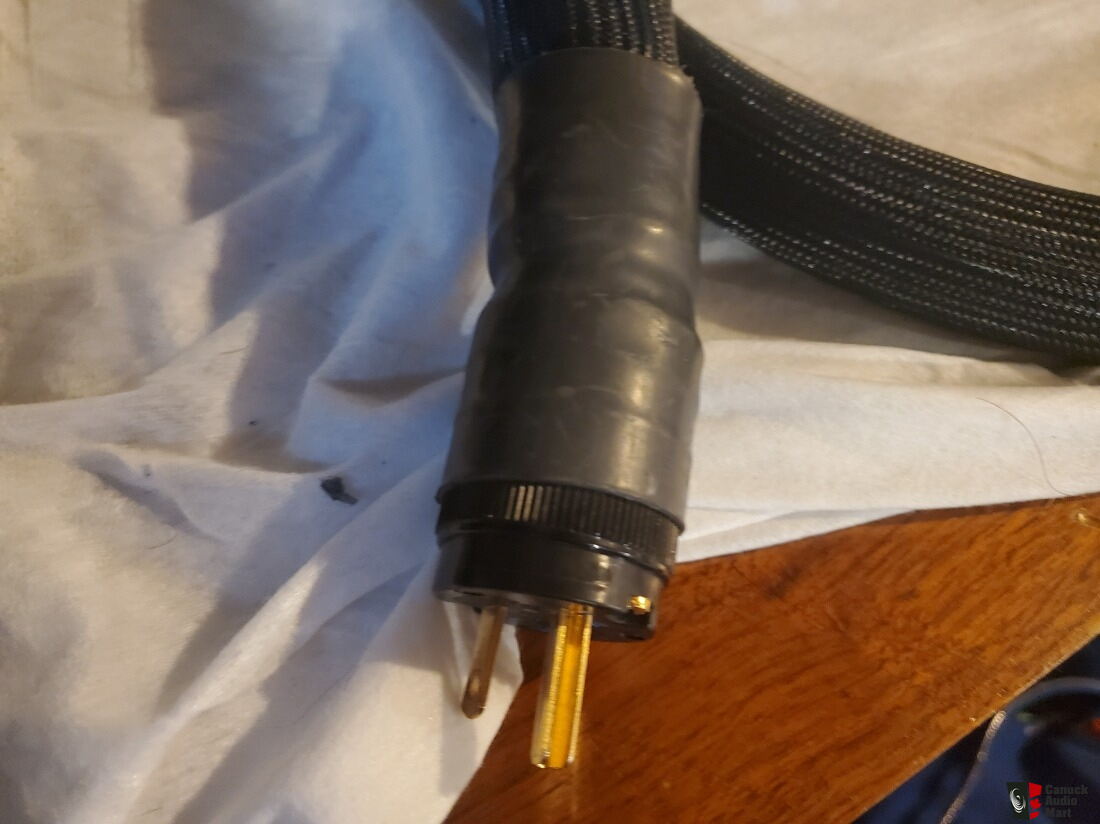 Zcable Cyclone reference 1 power cord Photo #4170043 - Canuck Audio Mart