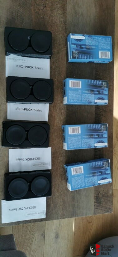 8 IsoAcoustics Iso-Puck Series Acoustic Isolators Photo #4174050 ...