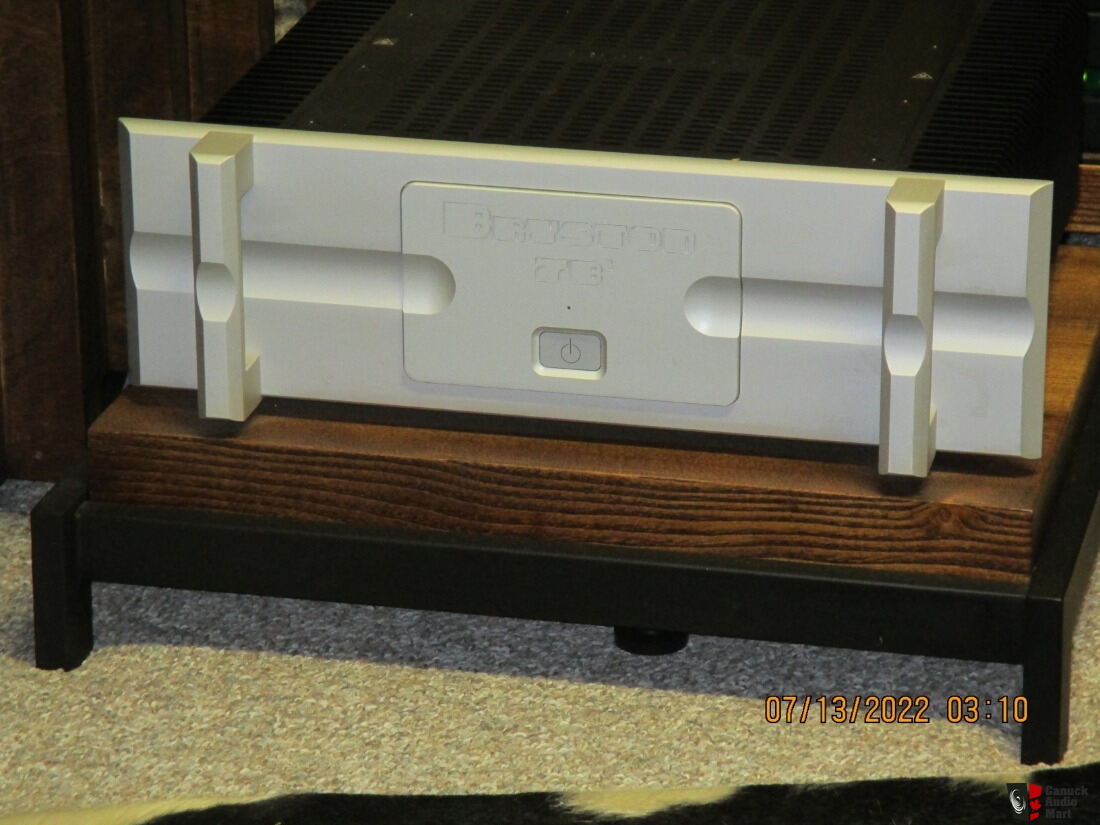 bryston 7B3 For Sale - Canuck Audio Mart