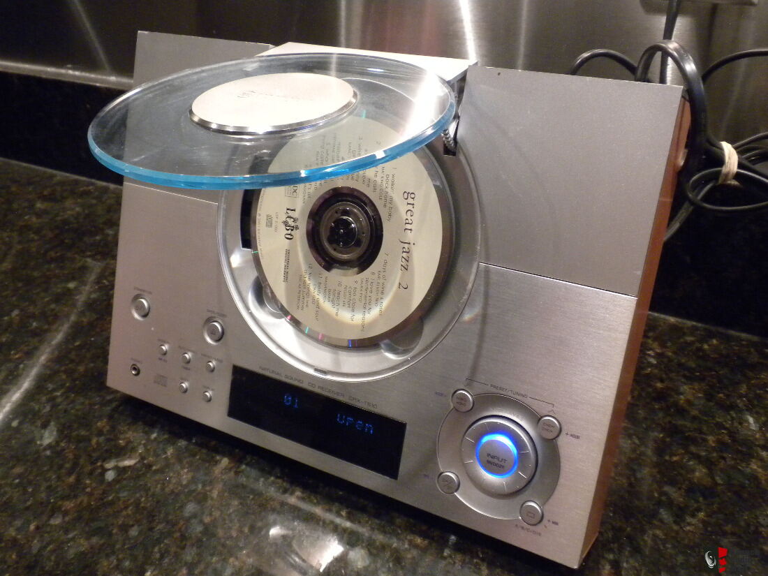 Selling a used Yamaha Natural Sound receiver with built in cd player ...
