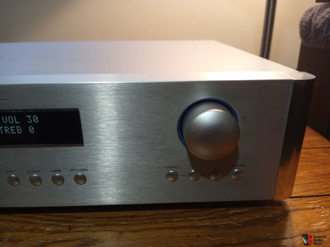 Rotel RC-1570 Stereo Preamplifier Photo #4181994 - Canuck Audio Mart