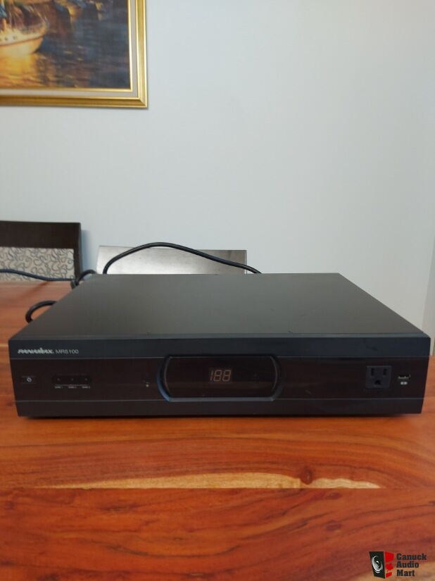 Panamax MR5100 power conditioner Photo #4186283 - Canuck Audio Mart