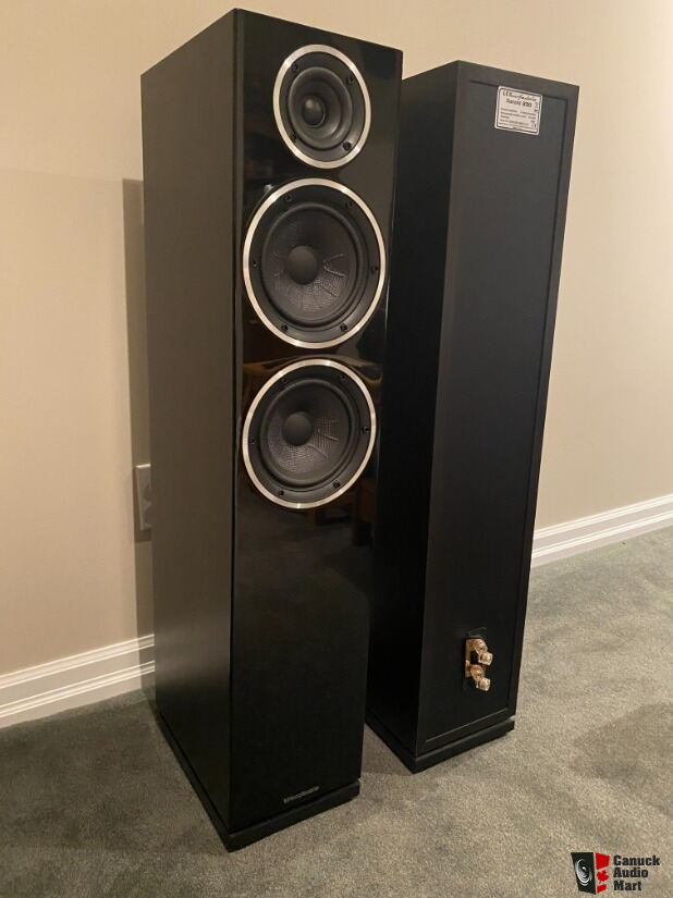 Wharfedale Diamond 230 Tower Speakers Photo #4187506 - Canuck Audio Mart