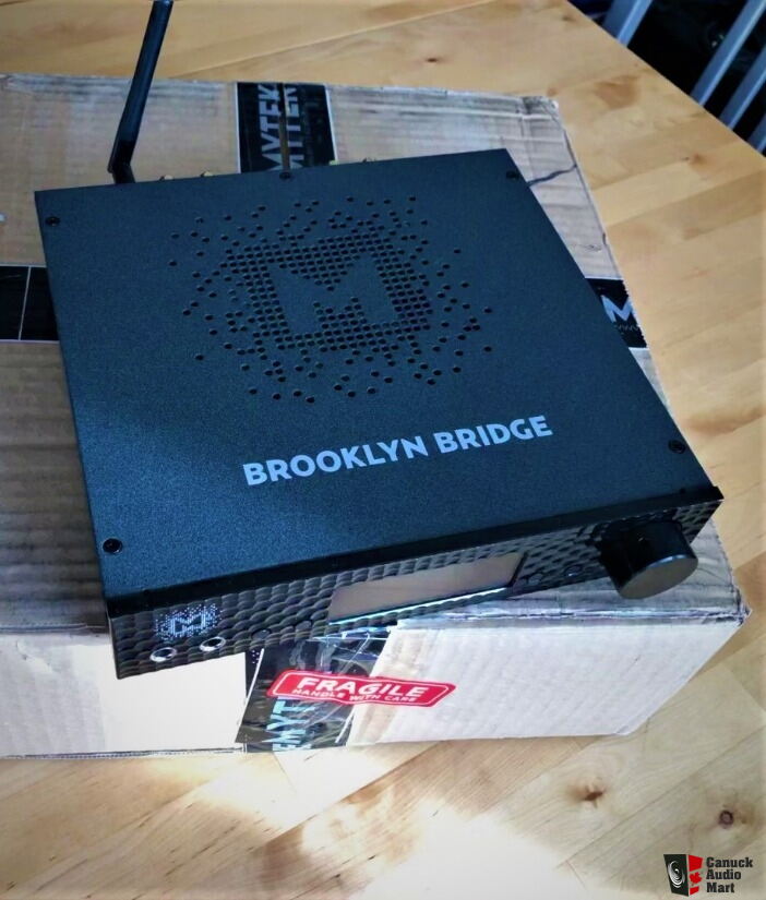 Mytek Brooklyn Bridge in Black Photo #4190425 - Canuck Audio Mart