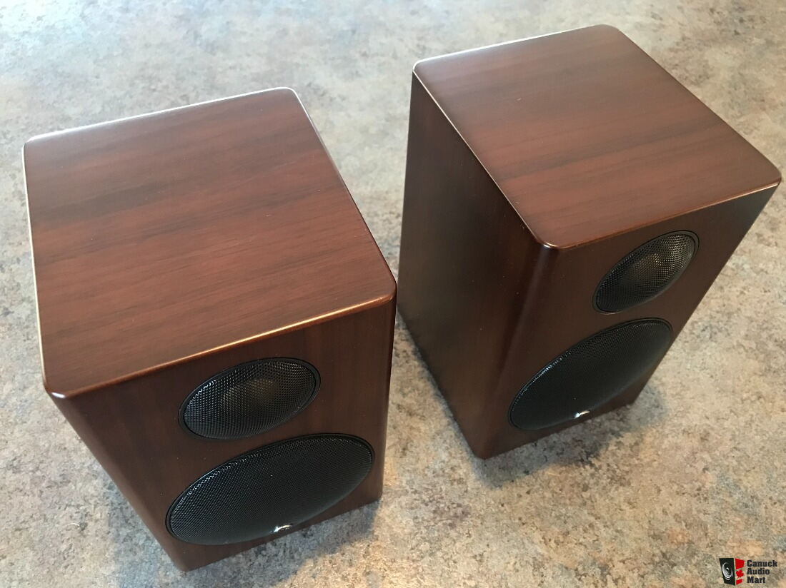 Pair of Monitor Audio Radius 90HD speakers in walnut Photo #4190466 ...