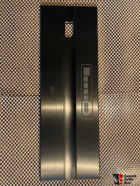 Bryston BIT 20 Black Faceplate Photo #4195233 - Canuck Audio Mart