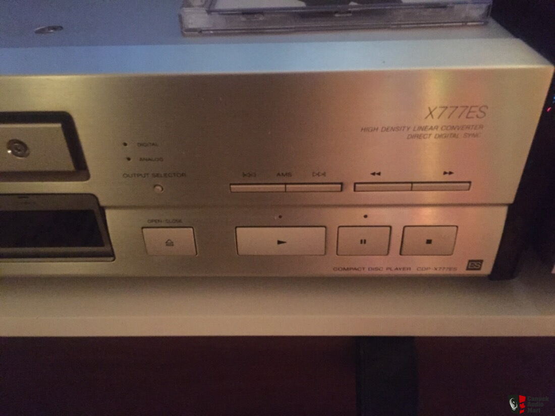 Sony CDP-ESX77ES