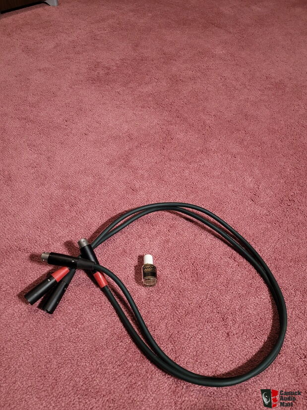 Furutech u-ofc FA 135 XLR interconnect cables Photo #4214577 - Canuck ...