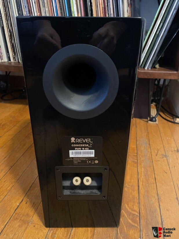 Revel Concerta2 M16 bookshelf speakers in gloss black Photo #4219803 ...