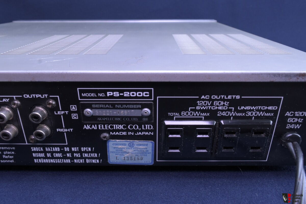 AKAI PS-200C HIGH END Preamplifier Photo #4220300 - US Audio Mart