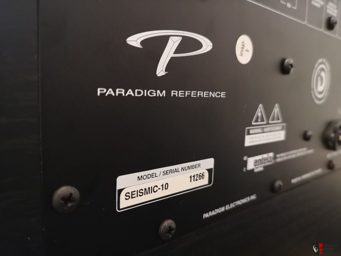 Paradigm Seismic 10 Subwoofer in black ash finish. Excellent condition ...