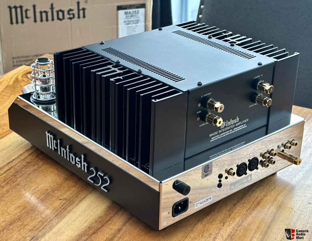 McIntosh MA252 Photo #4230653 - US Audio Mart