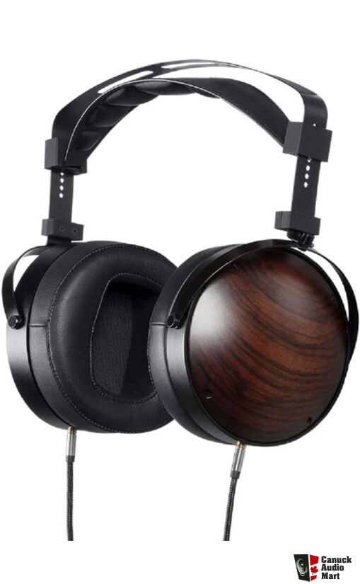 Monolith M1060C planar headphones For Sale - US Audio Mart
