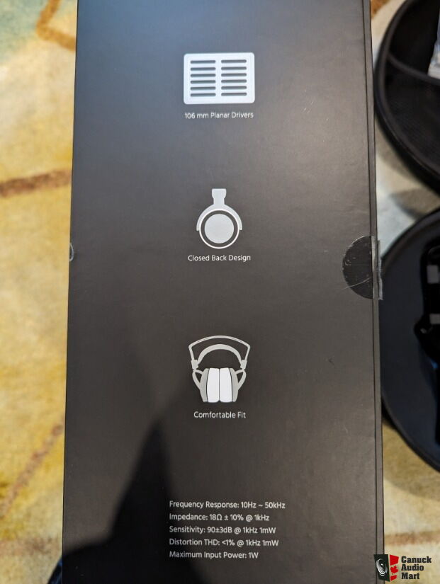 Monolith M1060C planar headphones Photo #4232124 - Canuck Audio Mart