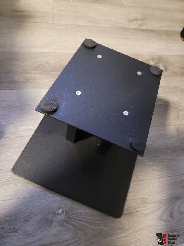 Outstanding reviews, rare Usher X-718 Speakers Photo #4233001 - US ...