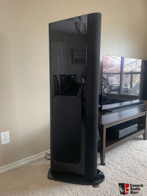 GoldenEar Triton One.R Speakers w/subwoofers Photo #4239069 - US Audio Mart
