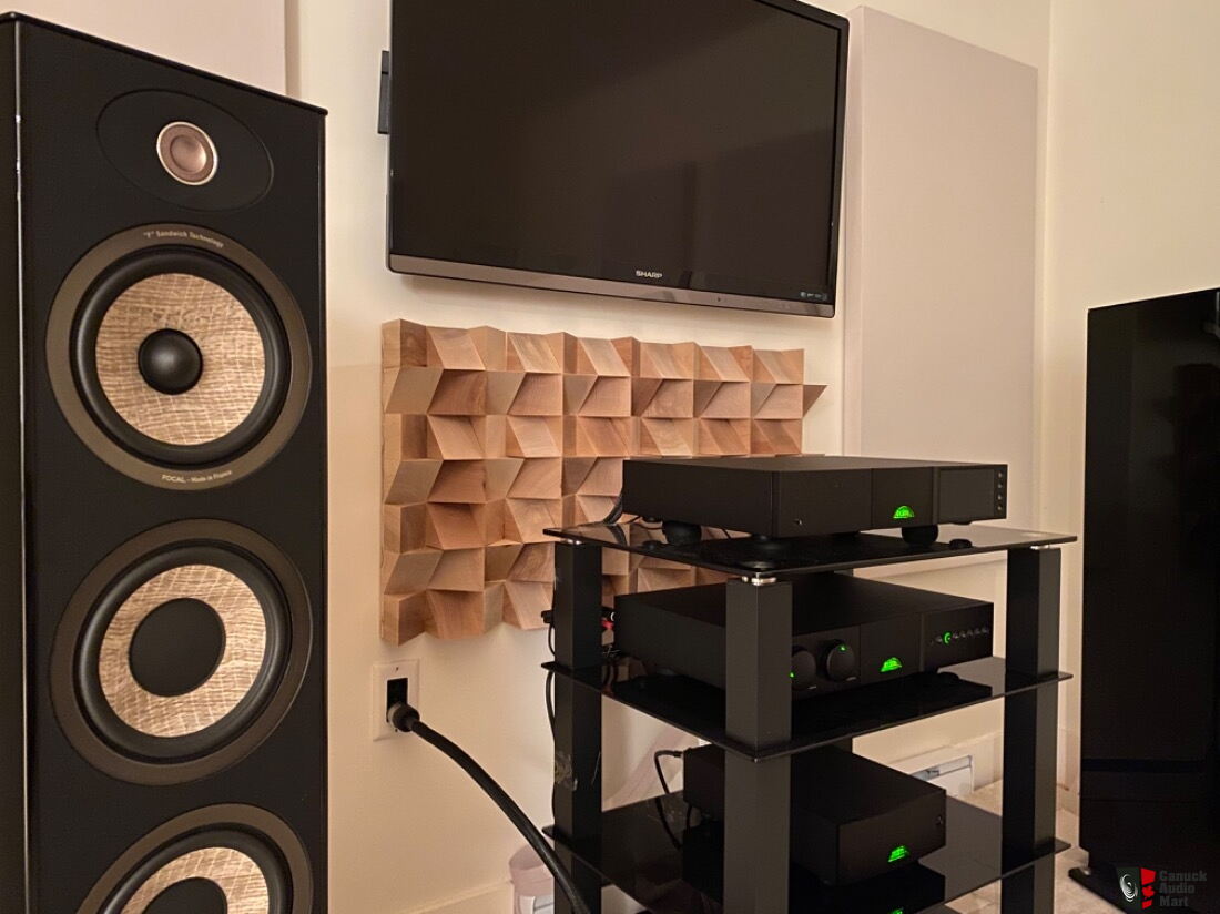 6 white Acoustic Panels Photo #4247165 - US Audio Mart