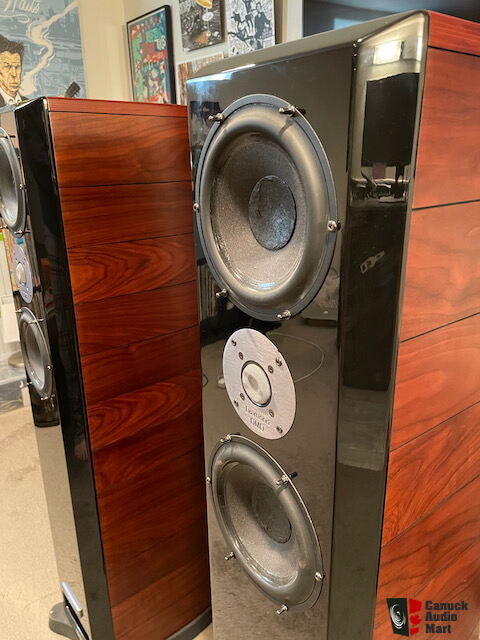 Usher Mini Dancer II Diamond Plus Extras Photo #4254779 - Canuck Audio Mart