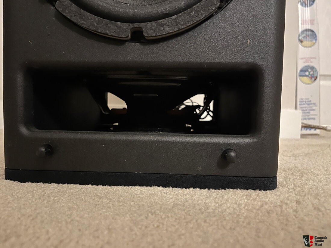 M&K MX-70 Subwoofer - Dual 8 inch Photo #4256545 - Canuck Audio Mart