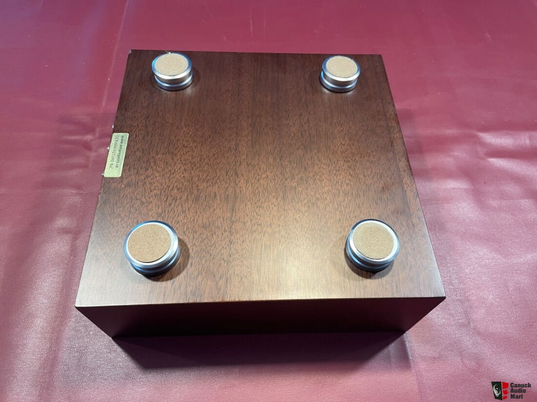 Aurorasound Heada balanced headphone amp PENDING to Jonny Photo ...