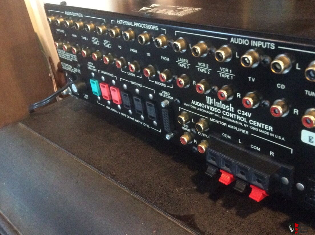 McIntosh C34v Pre Amp Photo #4274290 - Canuck Audio Mart