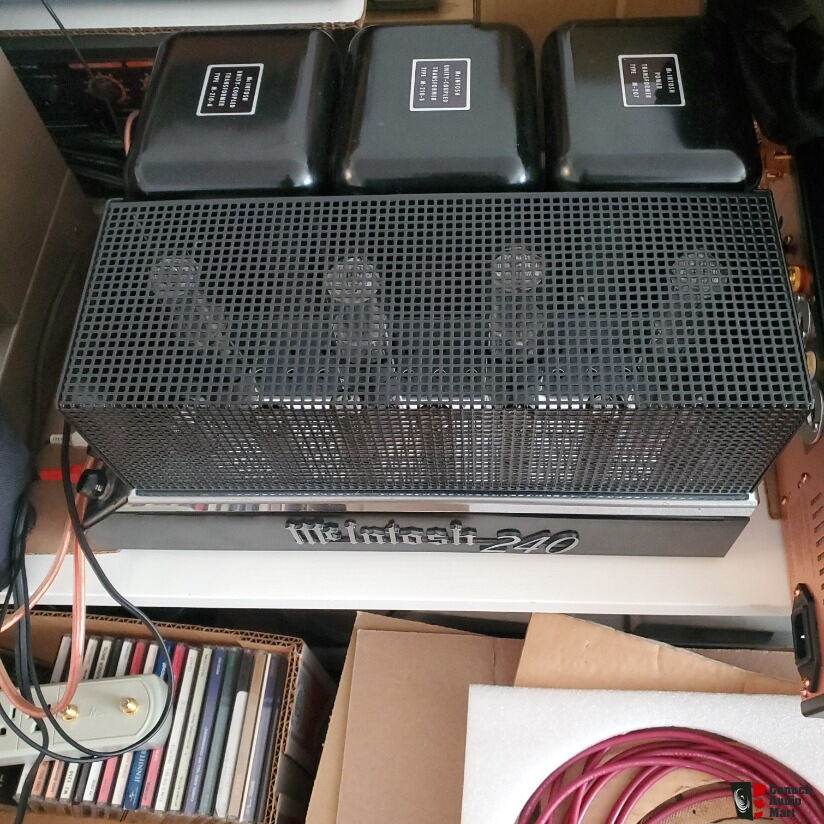 McIntosh MC240 Tube Power Amp with Cage Photo #4283223 - Canuck Audio Mart