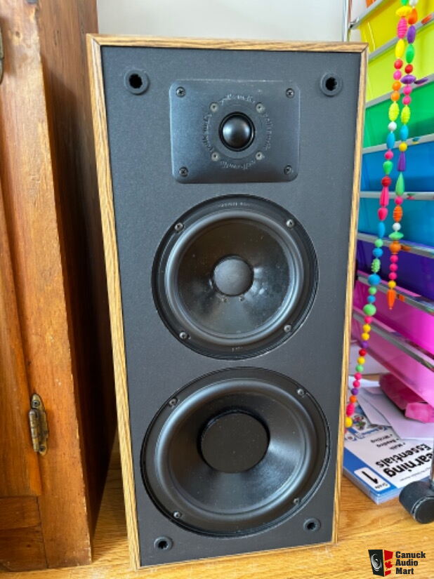 Polk Audio Monitor 5 Pair Photo #4285968 - Canuck Audio Mart