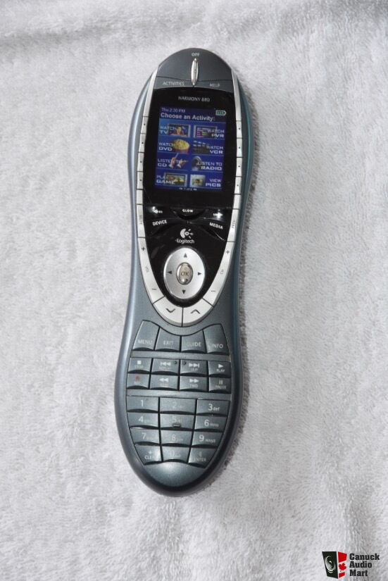 Logitech Harmony 880 Remote Control Photo #4288702 - Canuck Audio Mart