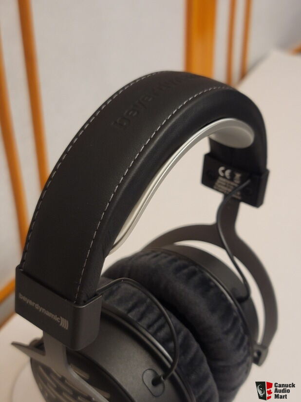 Beyerdynamic DT 1990 Pro Photo #4290334 - US Audio Mart