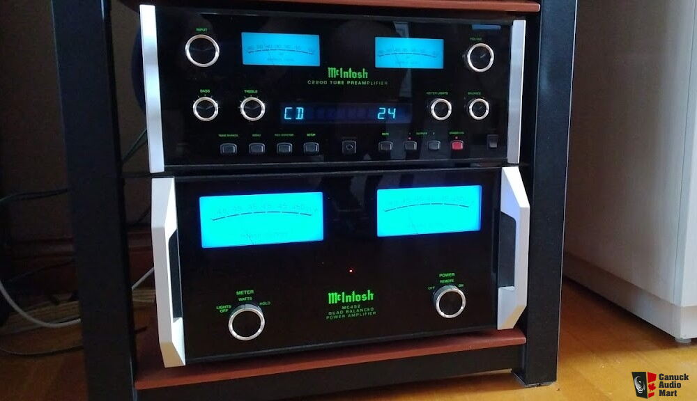 McIntosh MC 452 amplifier Photo #4294230 - Canuck Audio Mart
