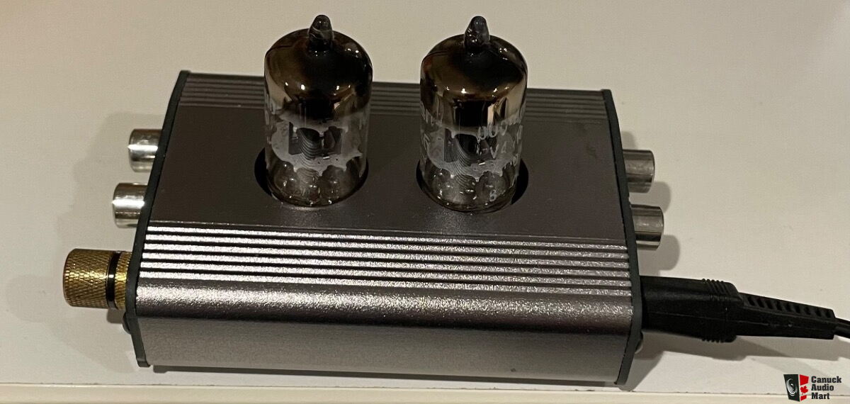 Naim Nait 3R with Remote & Naim US installed socket for optionally ...