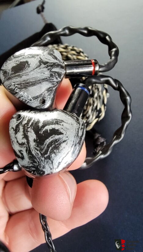 Noble Audio Khan Gen2 Photo #4297919 - US Audio Mart