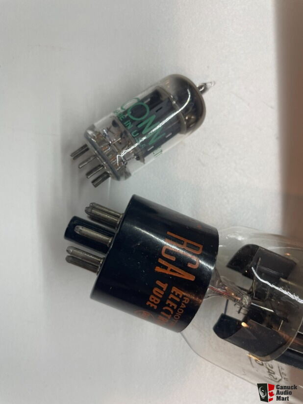 Bottlehead Crack Tube Headphone Amplifier with two pairs of tubes Photo ...