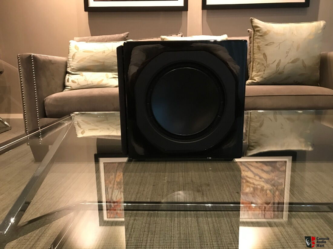 Ultra-Compact 800 Watt Mirage Subwoofer MM-6 Photo #4307683 - Canuck ...