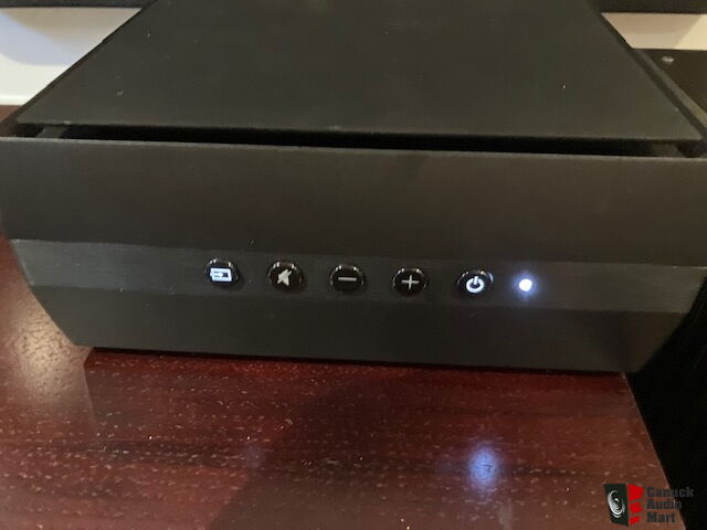 Martin Logan Forte integrated amplifier Photo #4337575 - Canuck Audio Mart