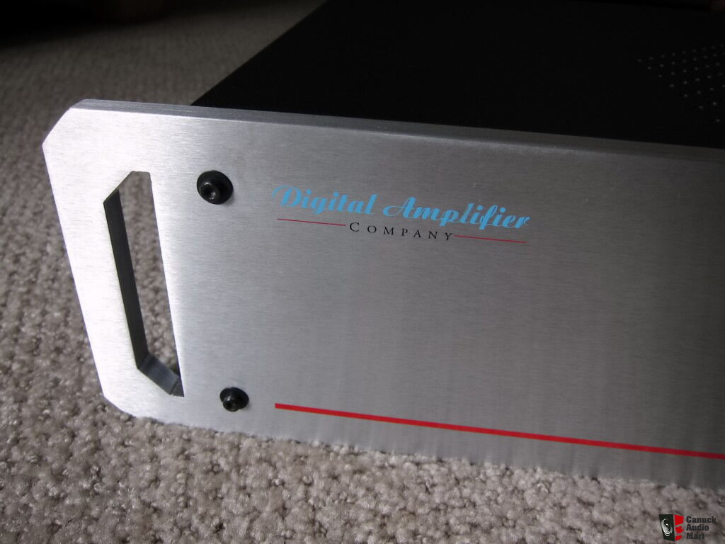 Cherry Plus stereo amplifier by Digital Amplifier Company silver ...