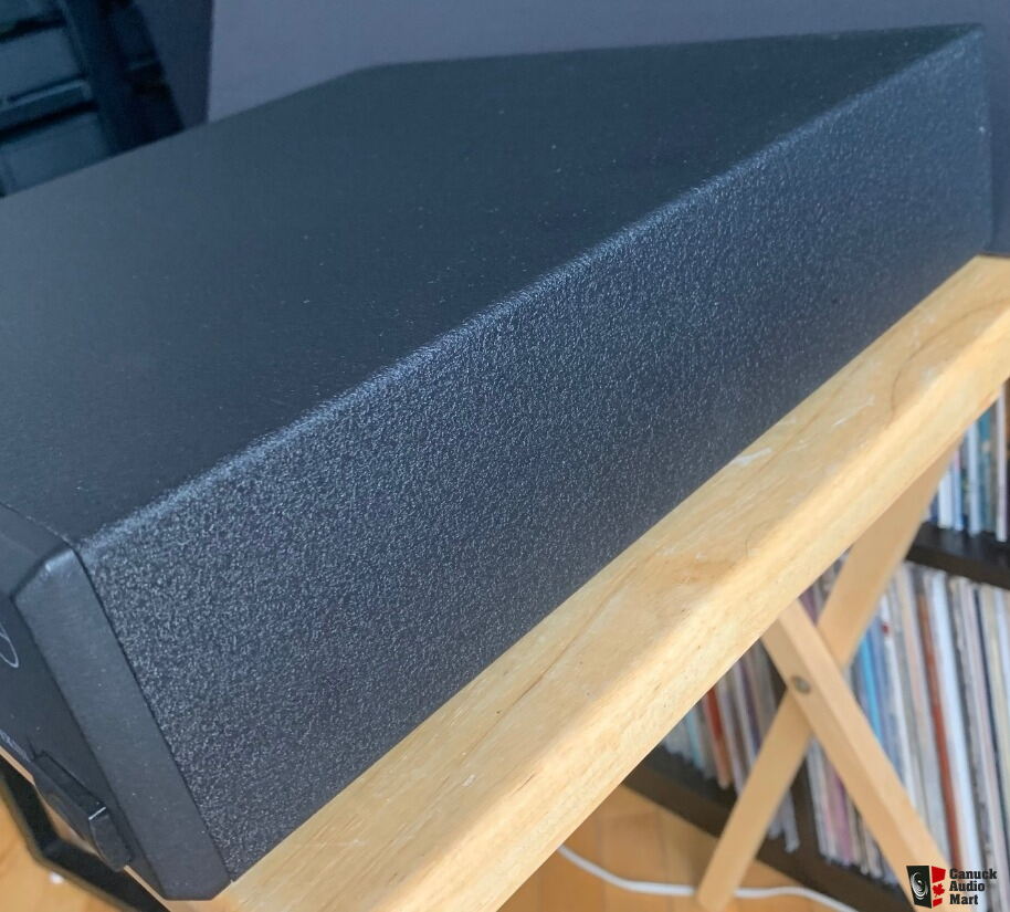Linn Majik integrated amp + Linn Pekin Tuner A Nice Pair! Photo ...
