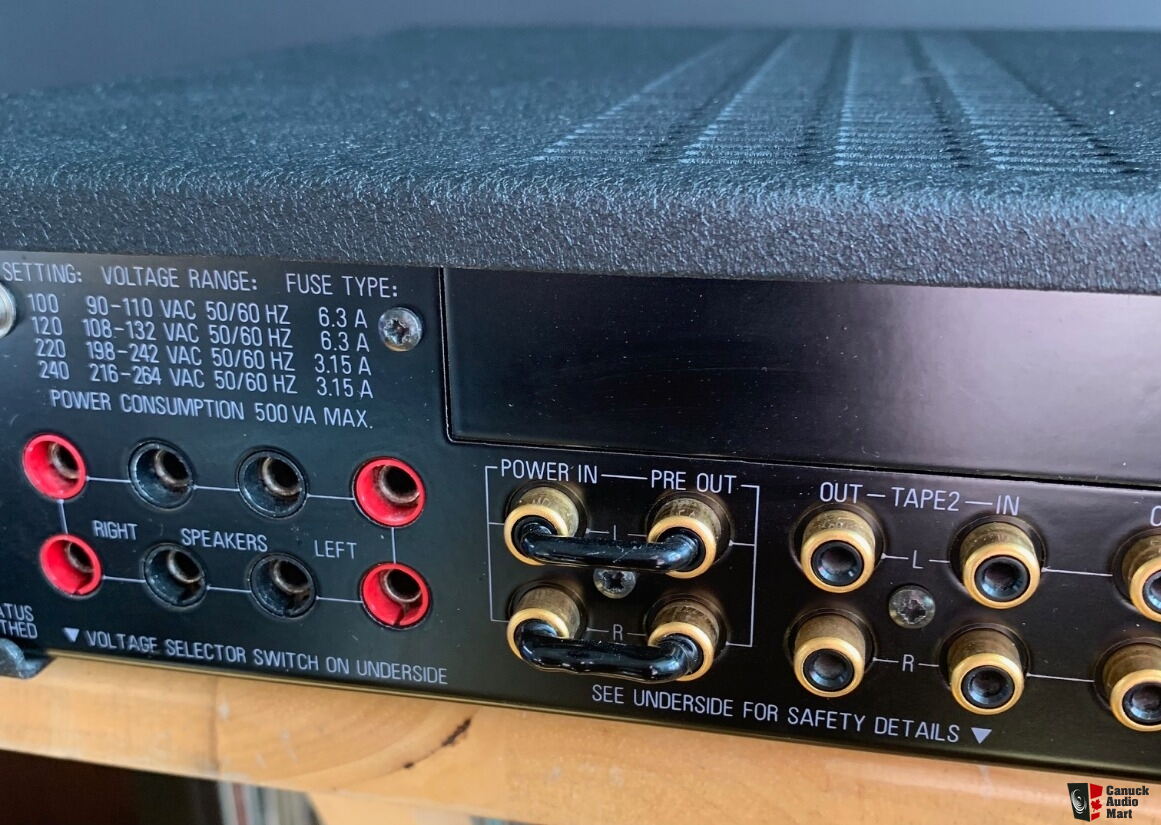 Linn Majik integrated amp + Linn Pekin Tuner A Nice Pair! Photo ...